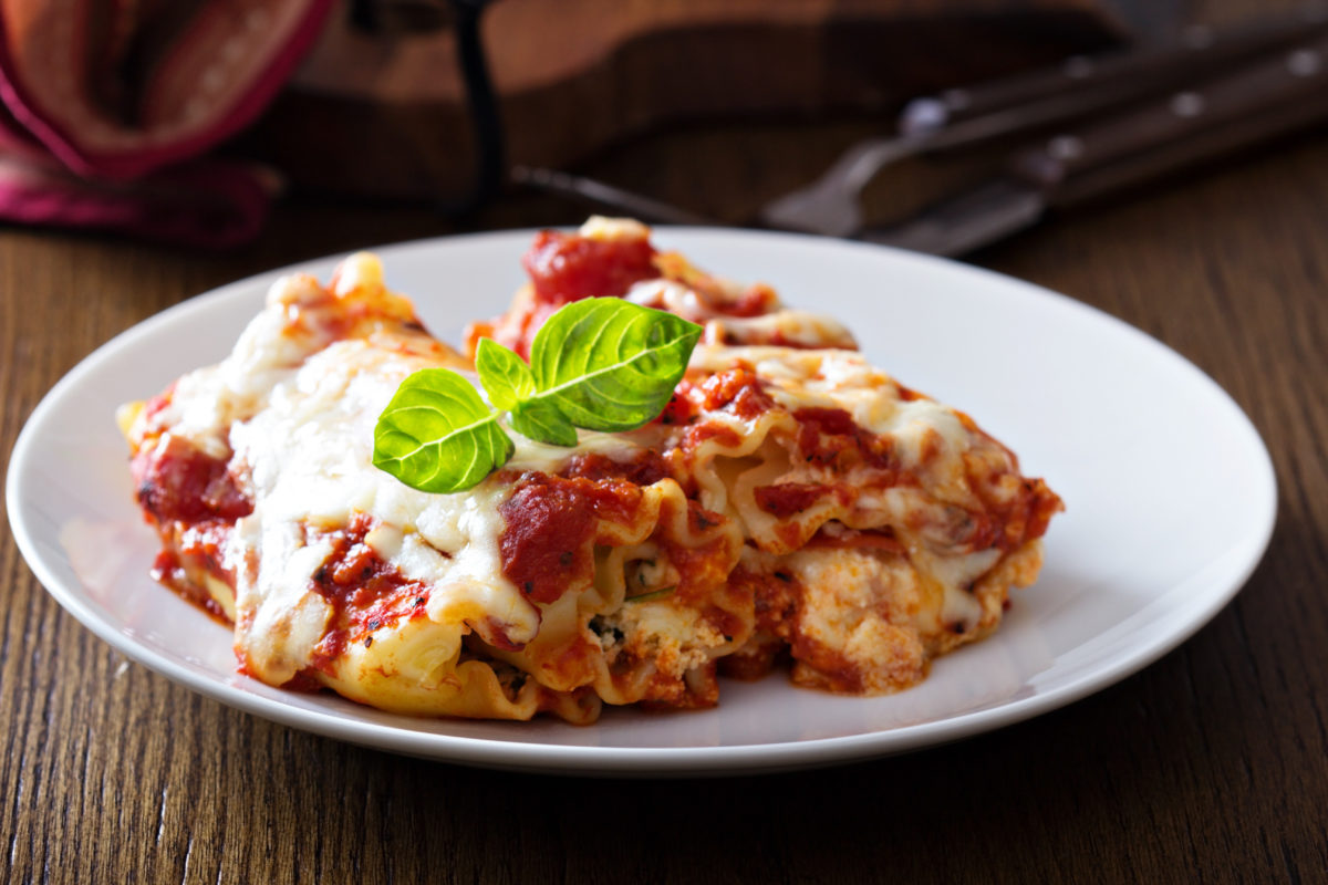 Food Networks’ 5 Star Lasagna Rolls - Arlen "Benny" Cenac Jr